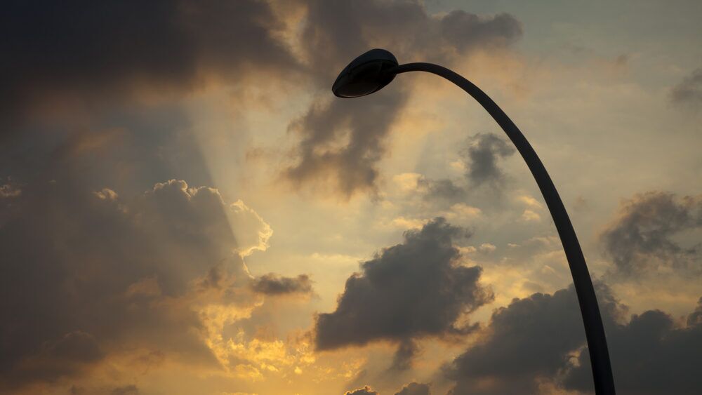 What Causes Faulty Street Lights And How To Solve?