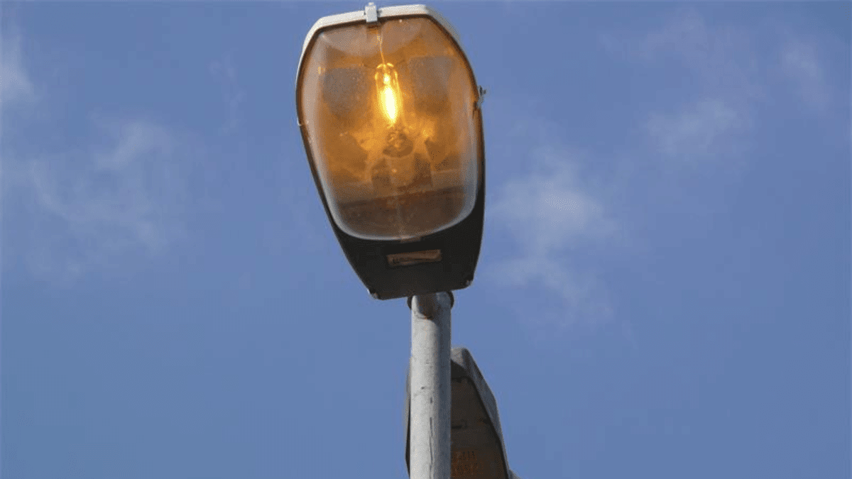 What Causes Faulty Street Lights And How To Solve?
